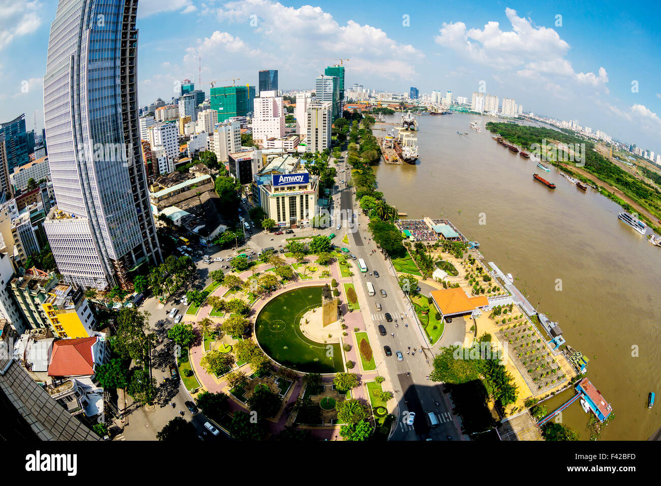 Saigon daily life hi-res stock photography and images - Alamy