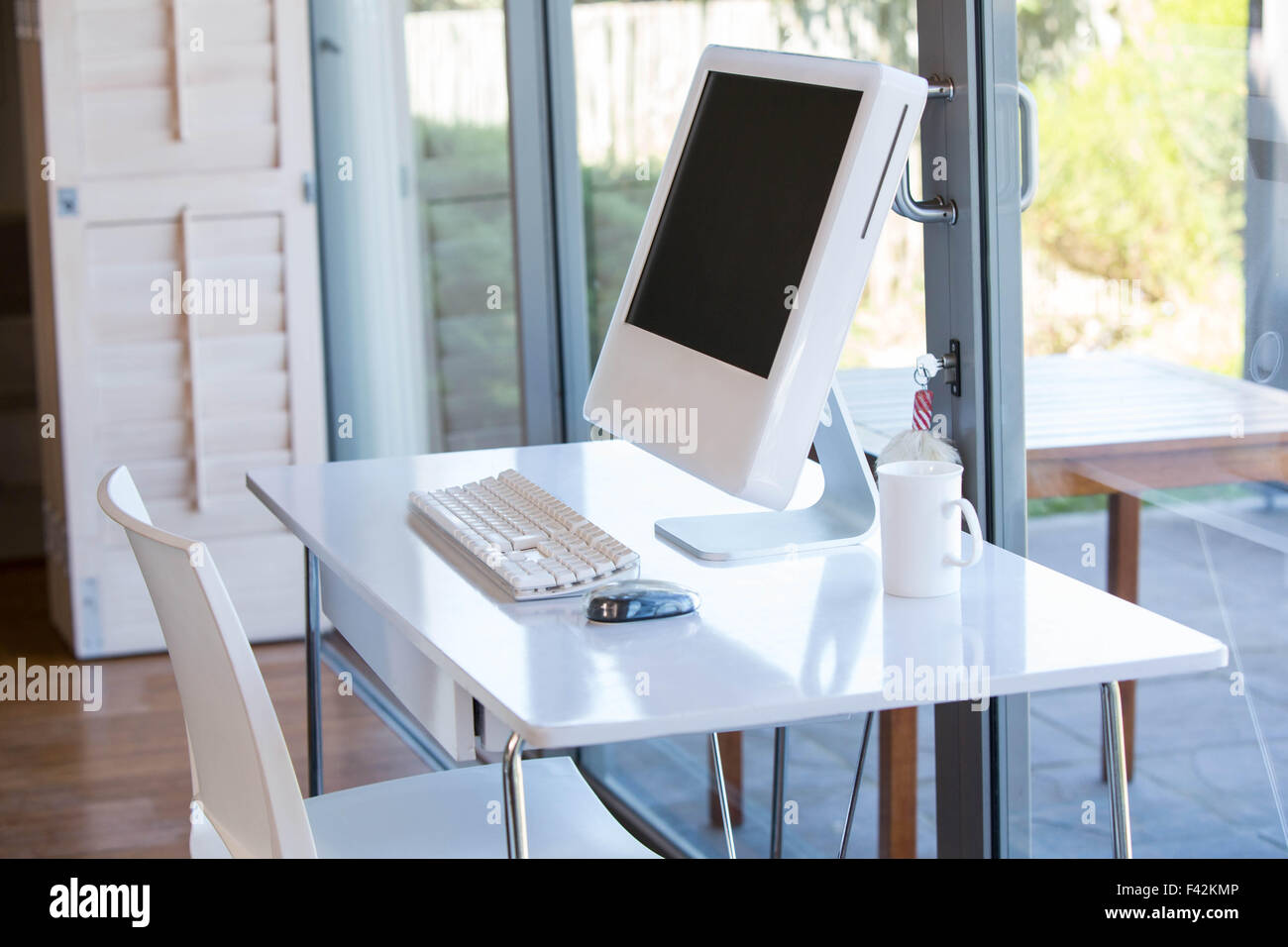 Computer in living room Stock Photo - Alamy