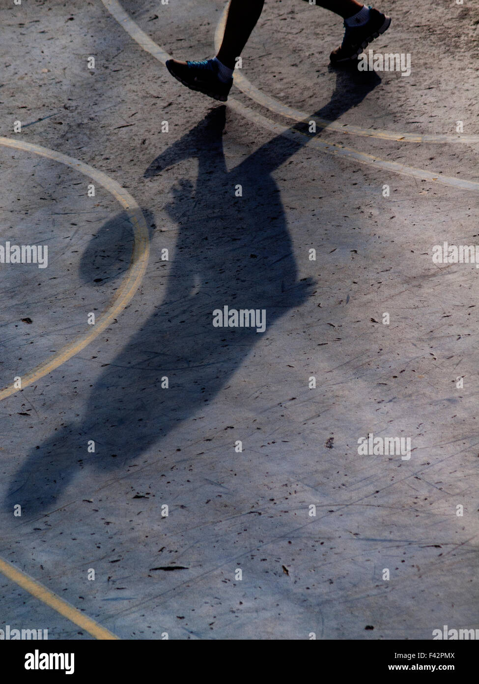 Basketball player ball shadow hi-res stock photography and images - Alamy