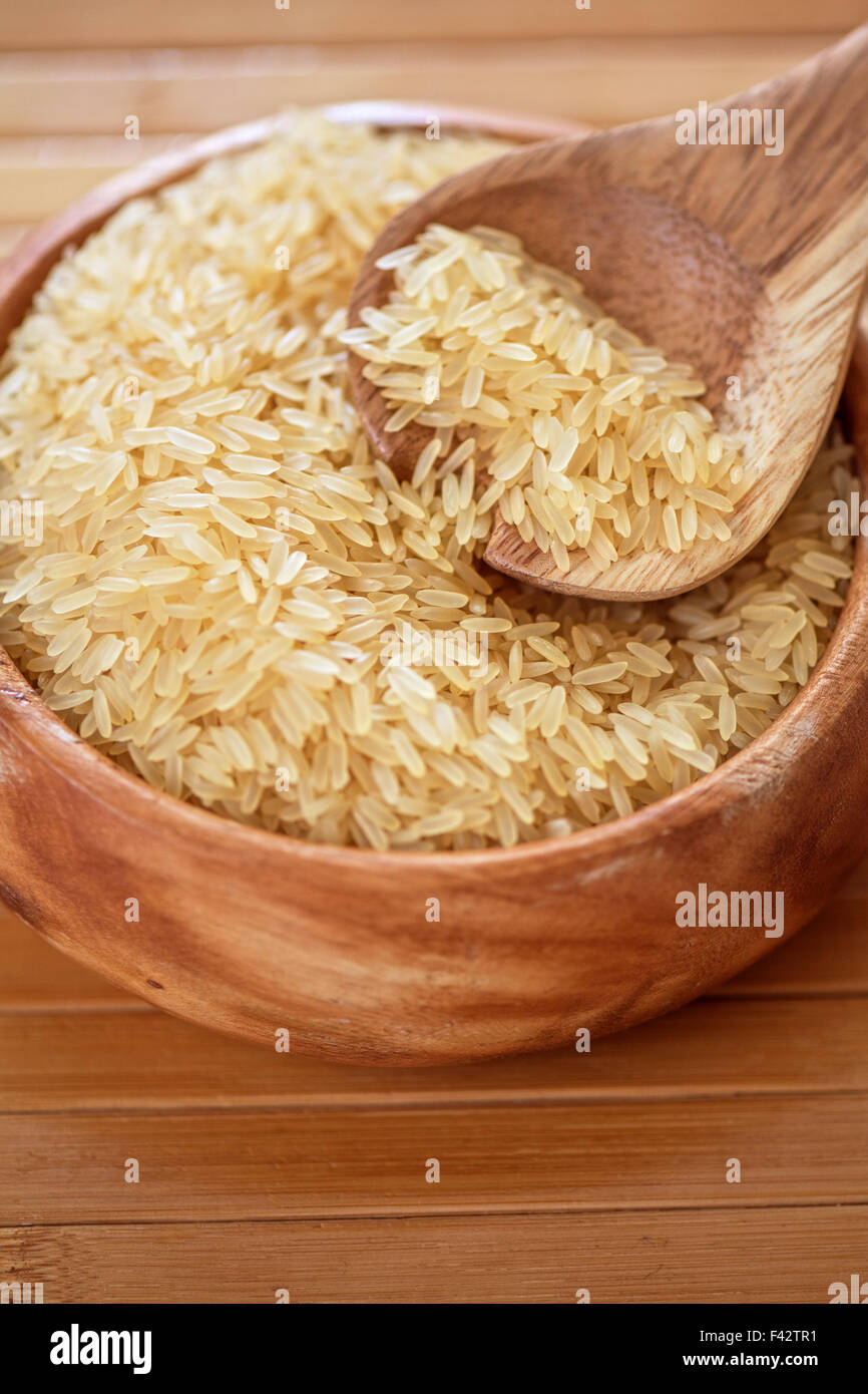 Golden rice grain hi-res stock photography and images - Alamy