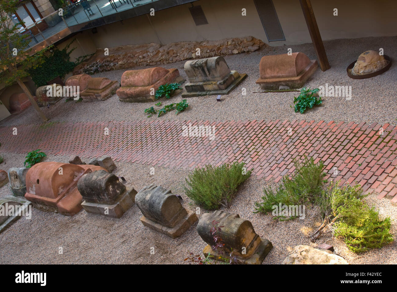 MUHBA Via Sepulcral Romana, Roman Burial Ground in Barcelona Catalonia ...