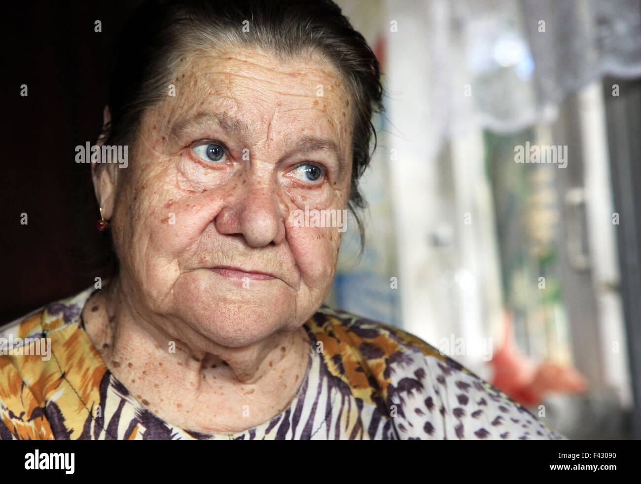 Grandmother wrinkled hi-res stock photography and images - Alamy