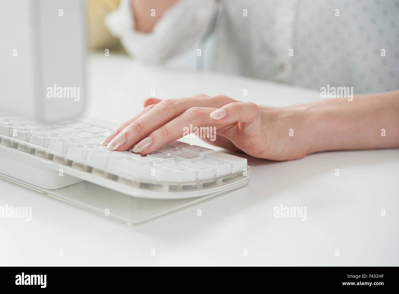 Computer keyboard keys one hi-res stock photography and images - Alamy