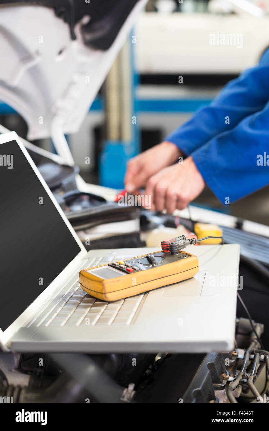 Mechanic using tool work on hi-res stock photography and images - Alamy