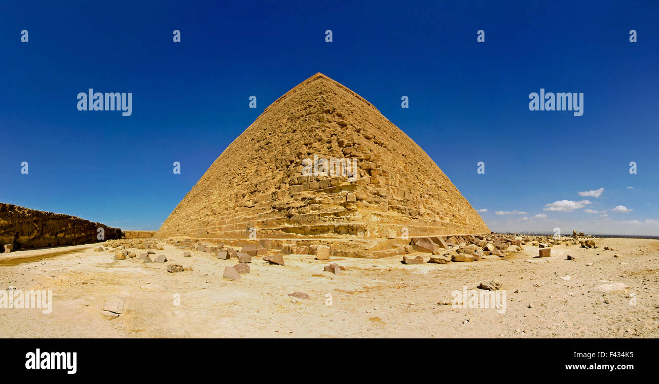 Chefren pyramid hi-res stock photography and images - Alamy