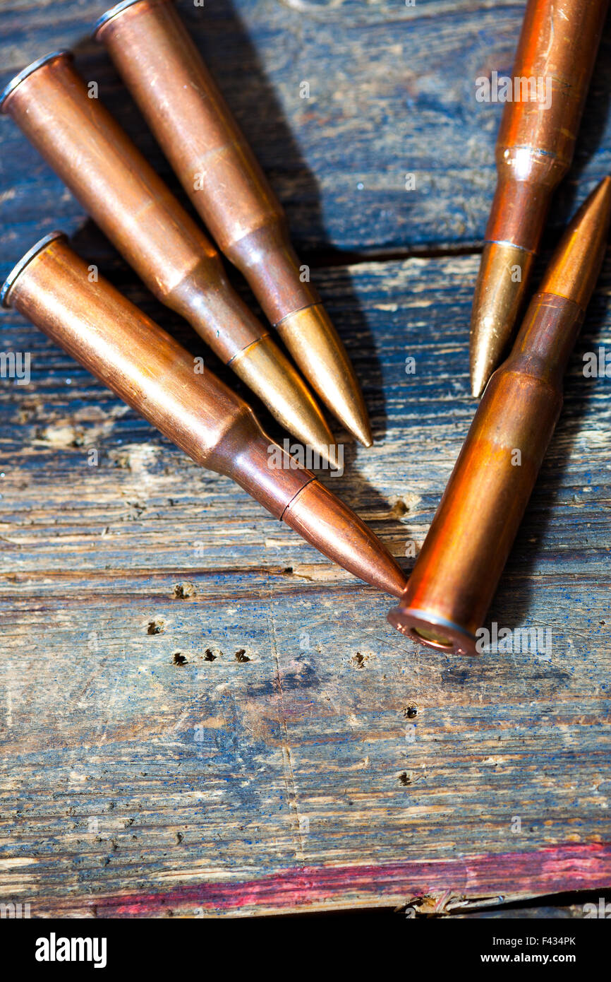 Yellow rifle hi-res stock photography and images - Alamy