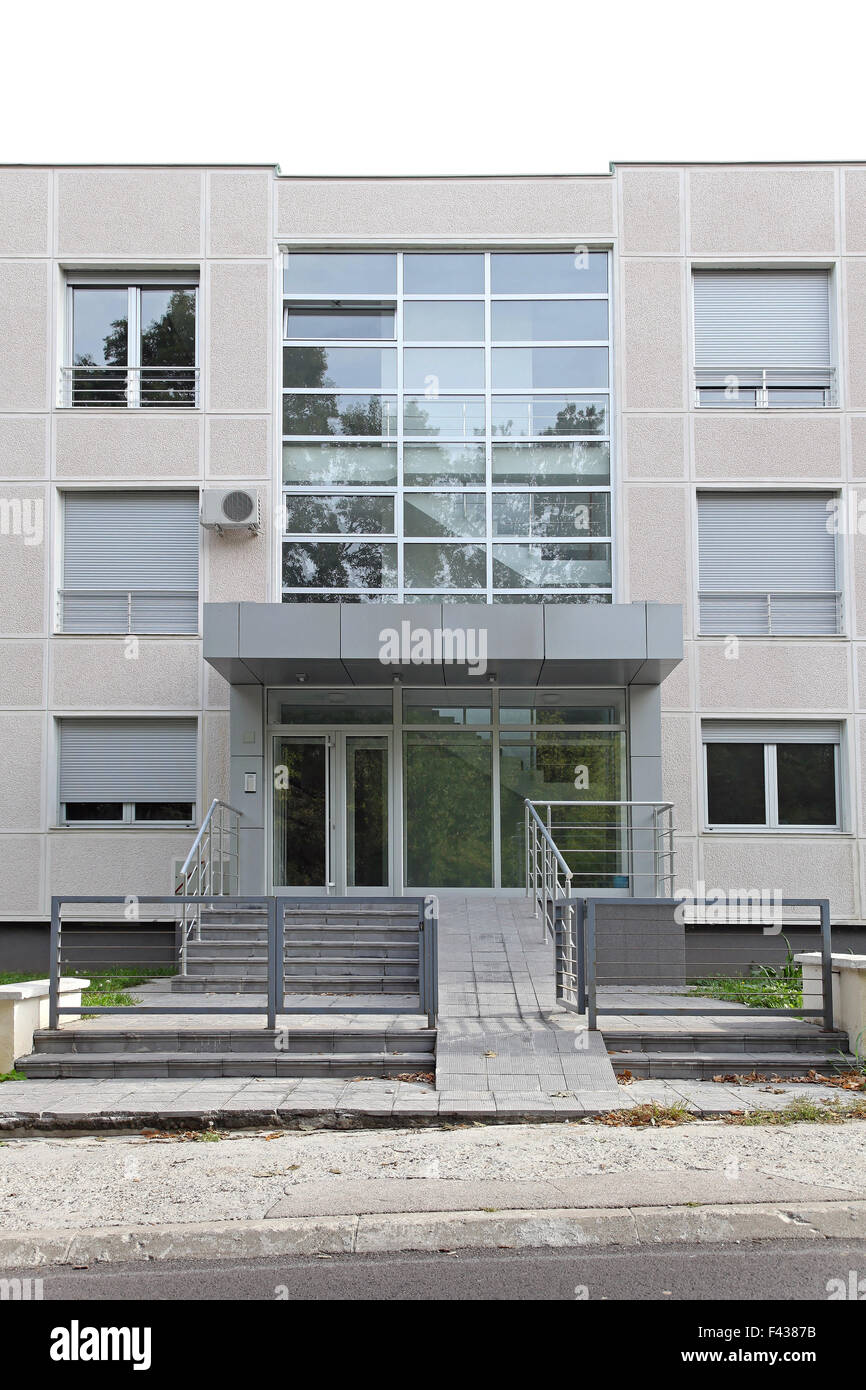 Condo building exterior hi-res stock photography and images - Alamy