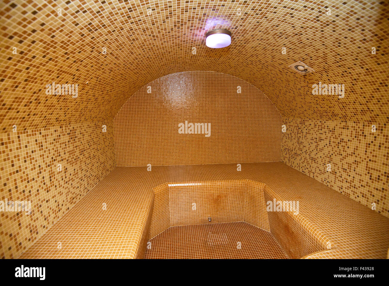 Hamam brick hi-res stock photography and images - Alamy