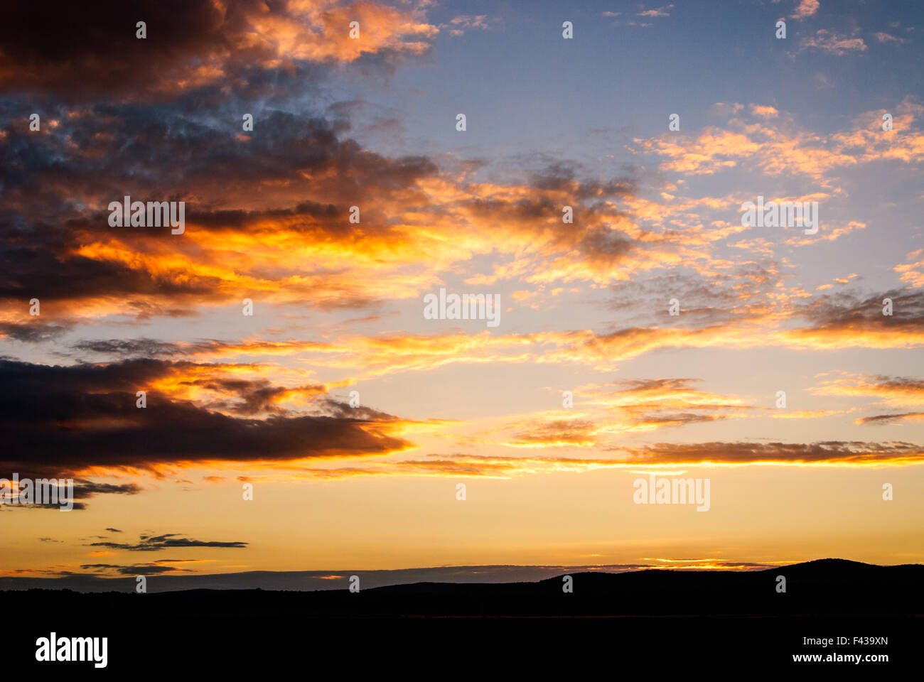 Clouds fire hi-res stock photography and images - Alamy