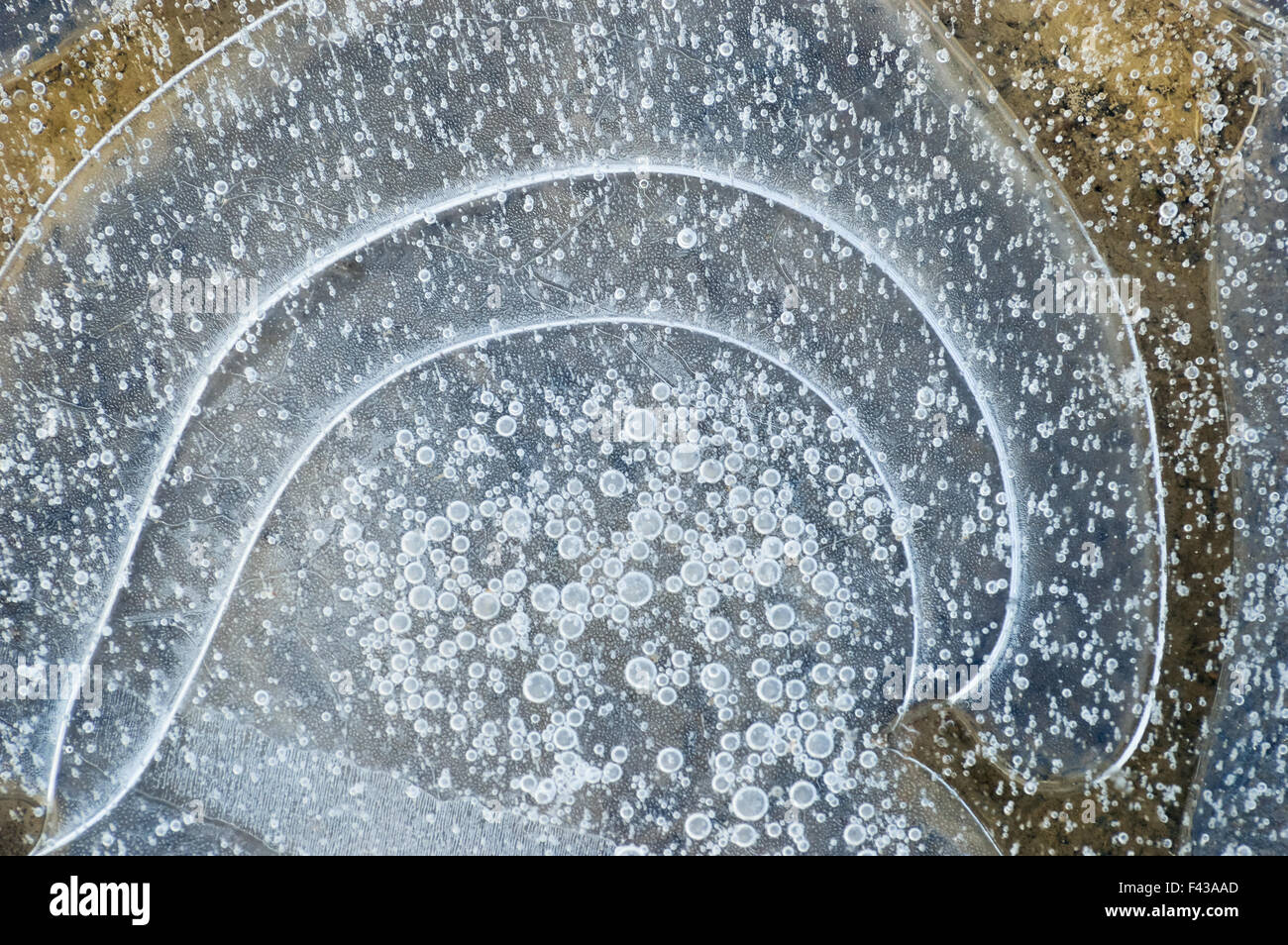 Patterns in the ice Stock Photo - Alamy