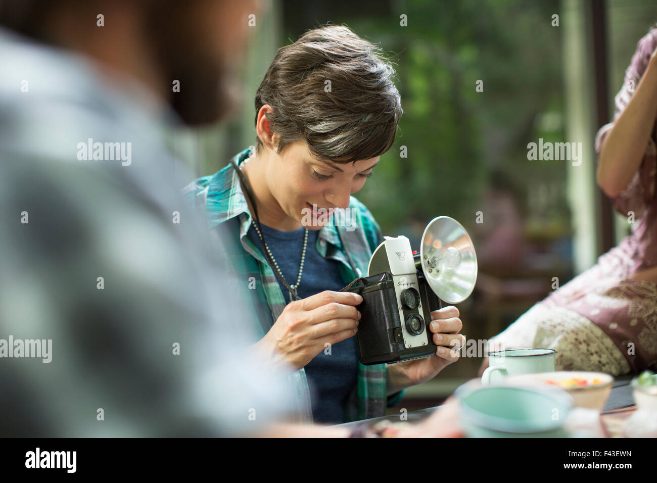 Vintage flash hi-res stock photography and images - Alamy