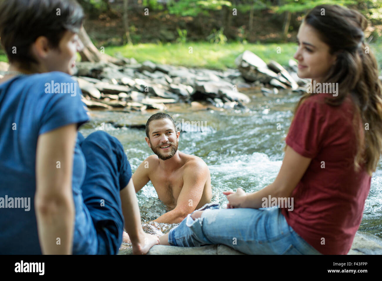 Two women river hi-res stock photography and images - Alamy