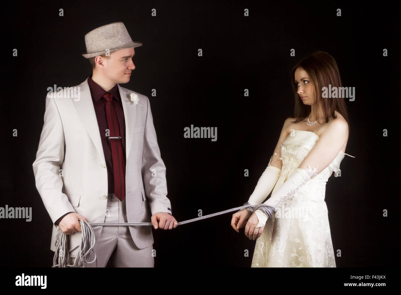 Rope bride hi-res stock photography and images - Alamy