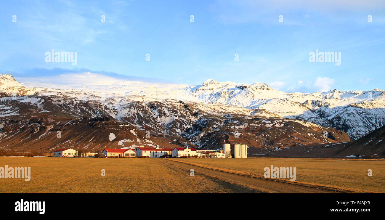 Iceland countryside hi-res stock photography and images - Alamy