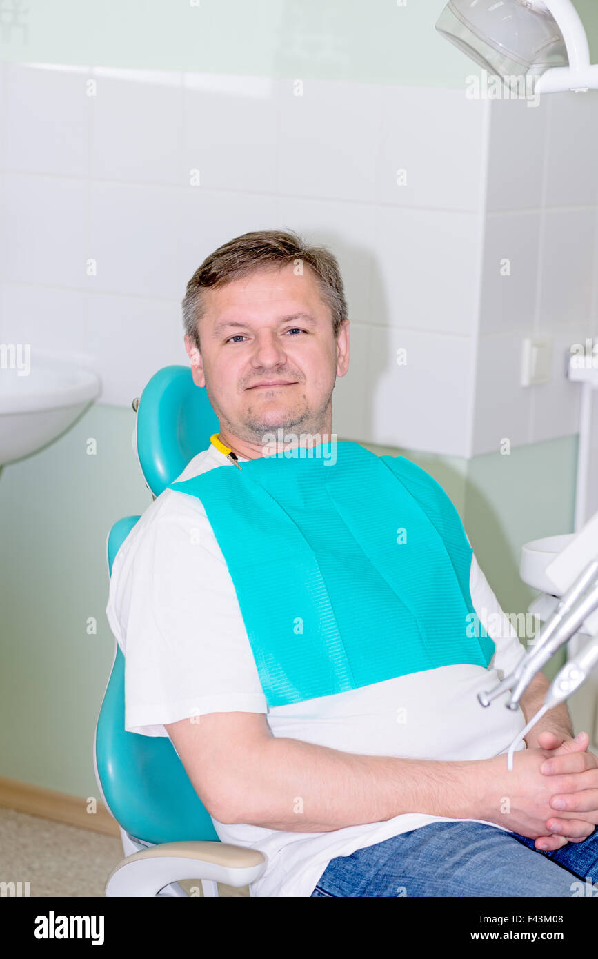 Patient check in hi-res stock photography and images - Alamy