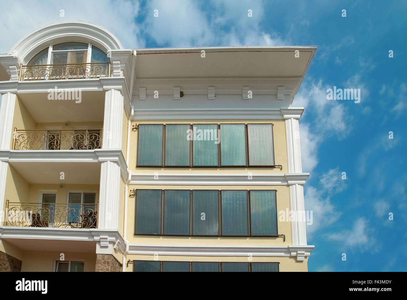 Plant solar real estate hi-res stock photography and images - Alamy