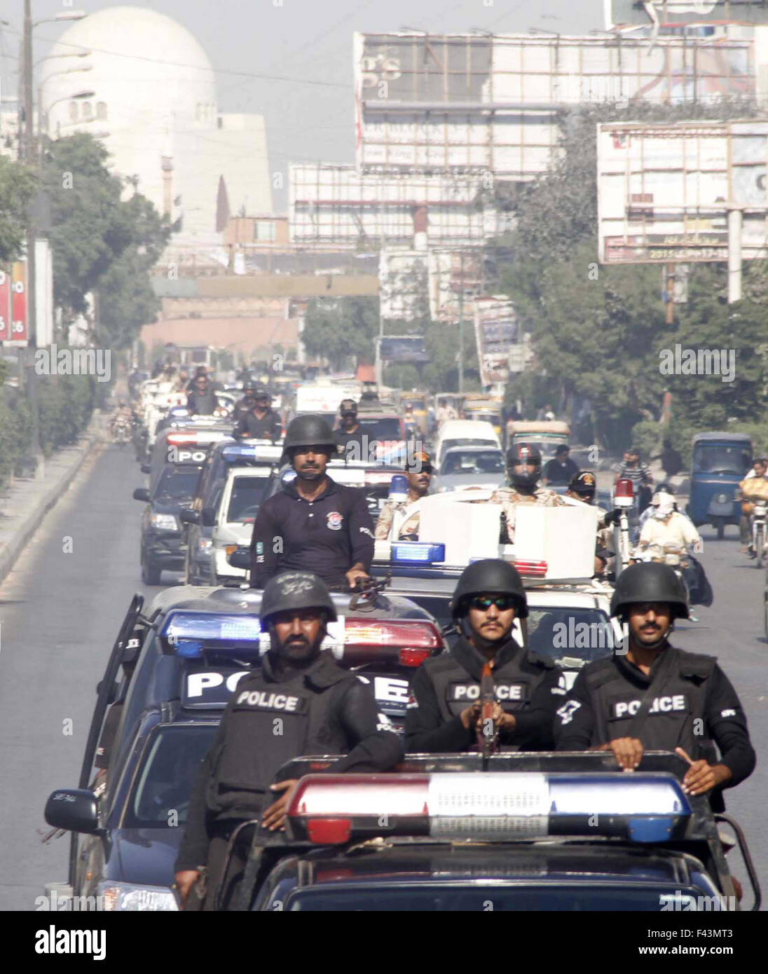 Sindh police hi-res stock photography and images - Alamy