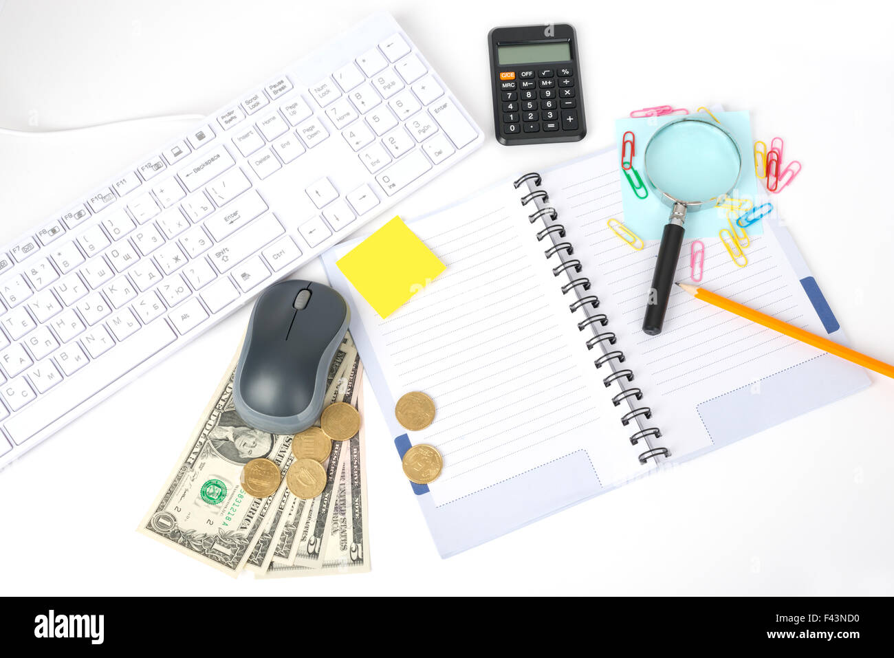 Keyboard with magnifier Stock Photo - Alamy
