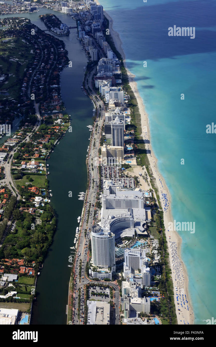Miami shoreline aerial hi-res stock photography and images - Alamy