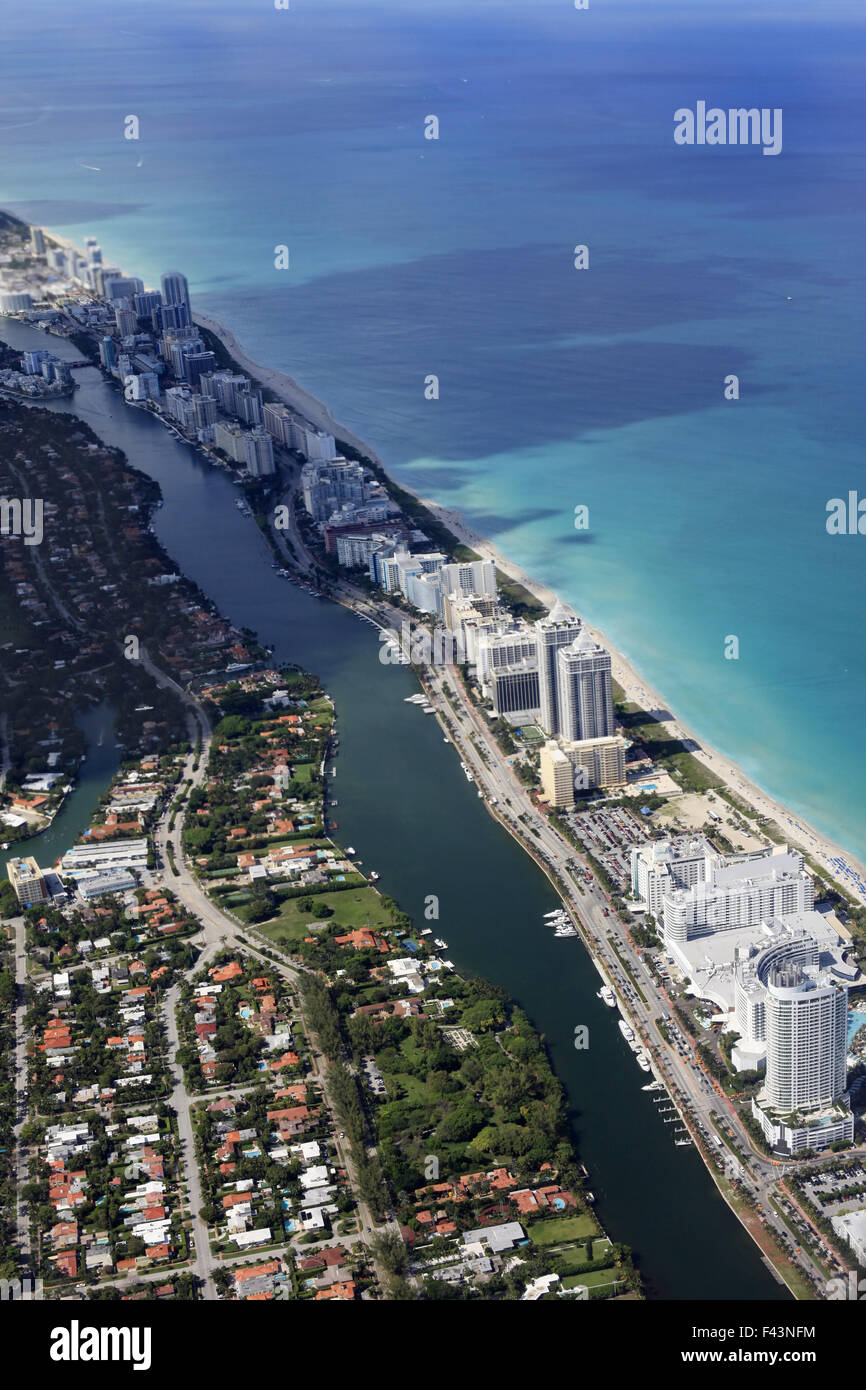 Miami florida virginia key beach hi-res stock photography and images ...