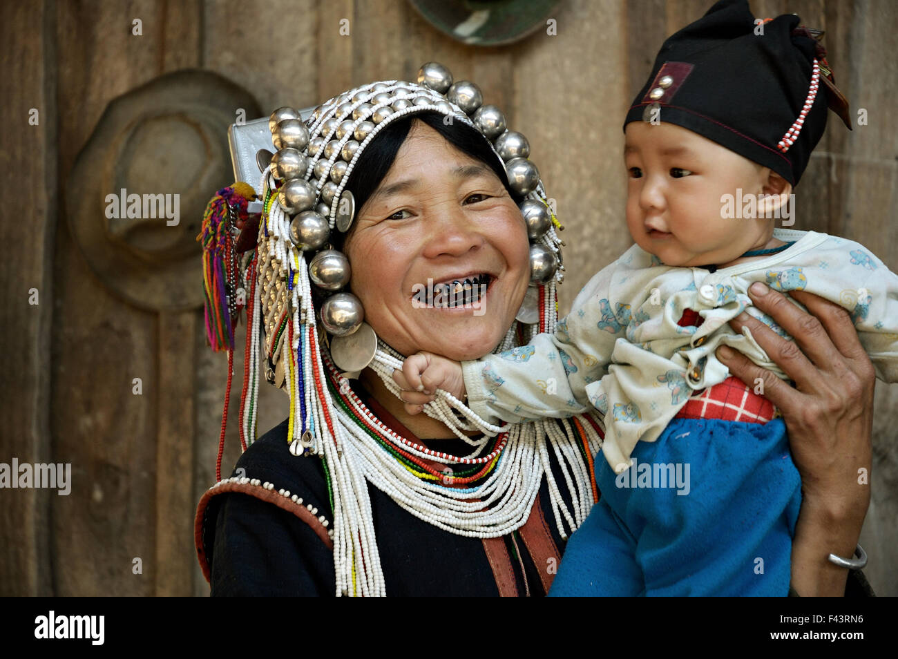 Baby mother village burma hi-res stock photography and images - Alamy