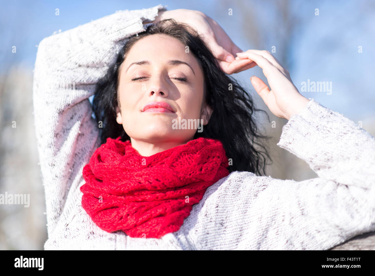 Woman with young girl hi-res stock photography and images - Alamy