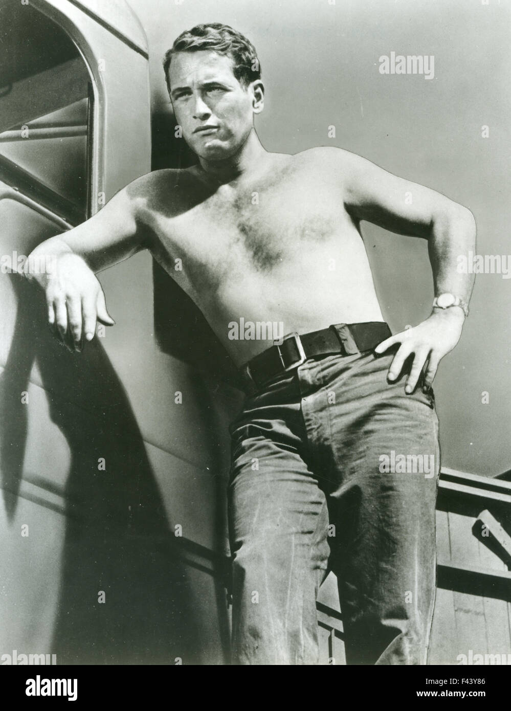 PAUL NEWMAN (1925-2008) US film actor about 1964 Stock Photo - Alamy