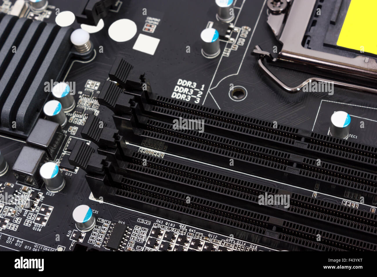 Pc motherboard and components hi-res stock photography and images - Alamy