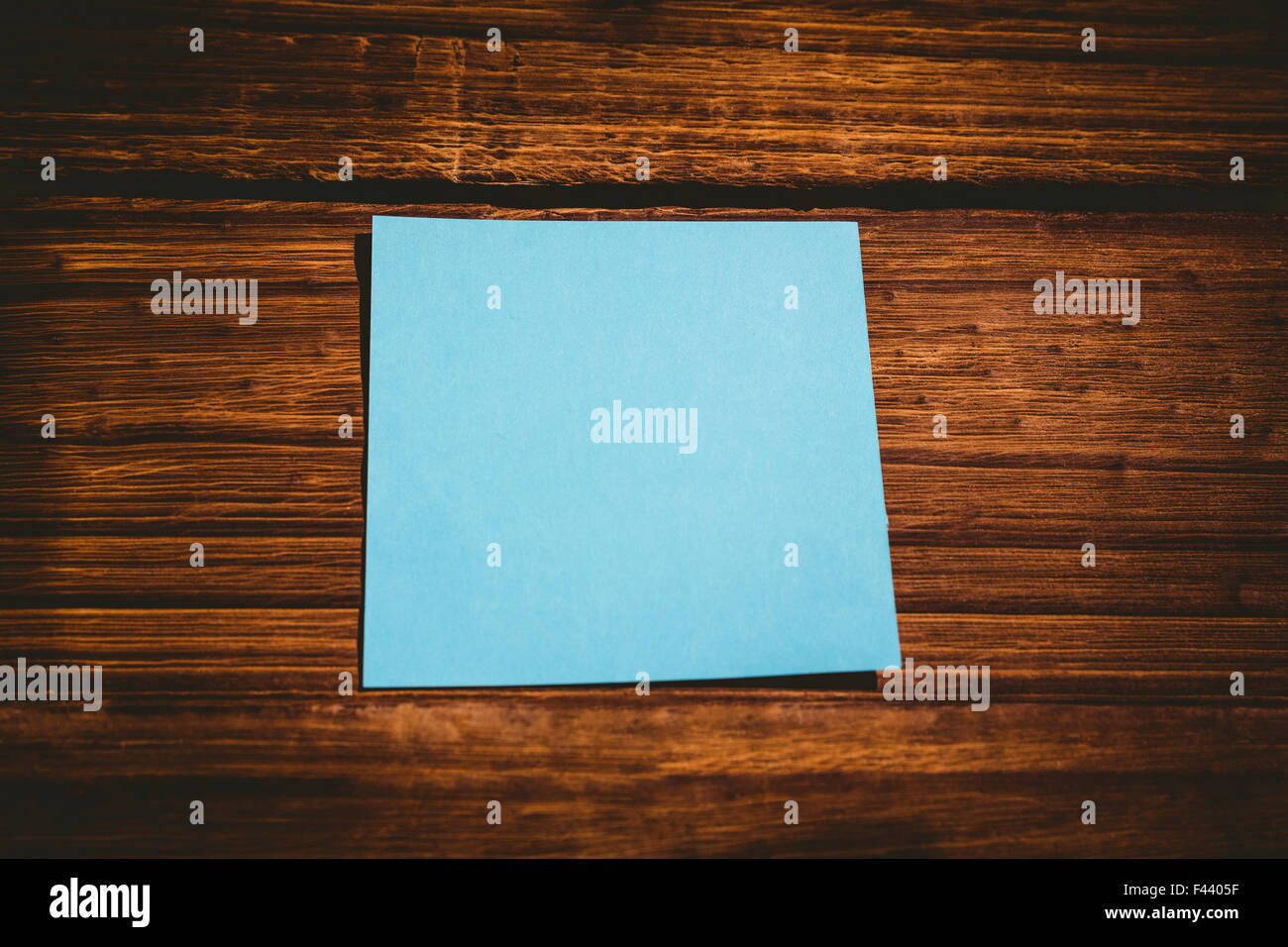 Blue post it Stock Photo - Alamy
