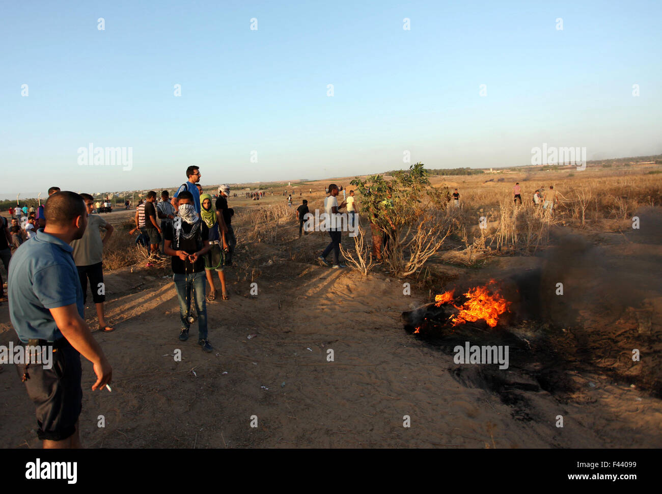 Bureij, Gaza Strip, Palestinian Territory. 14th Oct, 2015. Palestinian ...