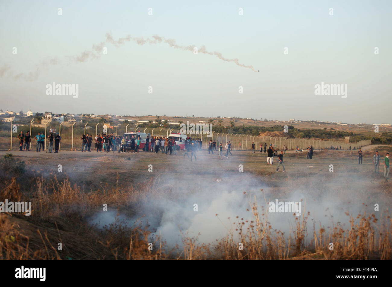Bureij, Gaza Strip, Palestinian Territory. 14th Oct, 2015. Palestinian ...