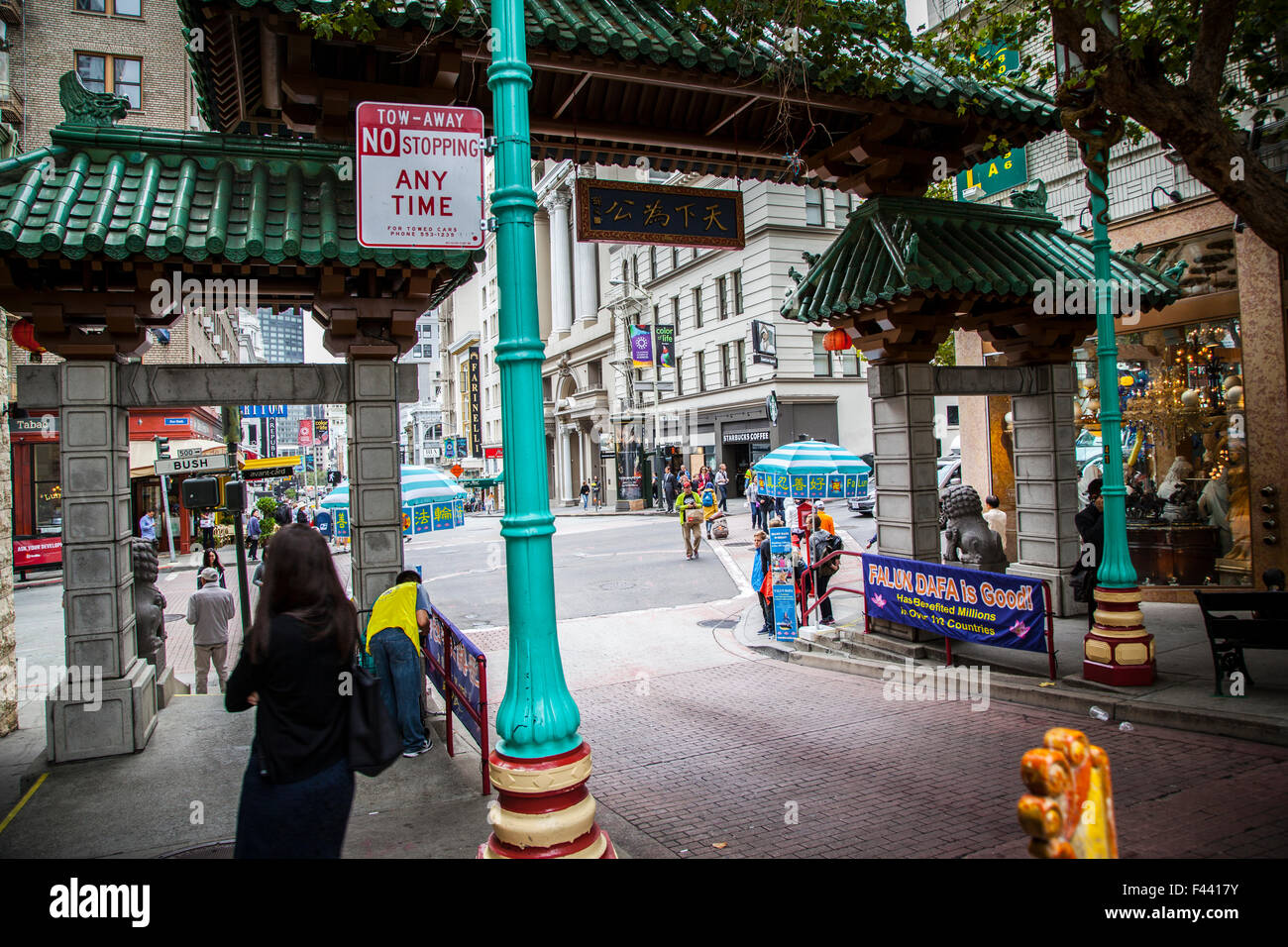 Buildings on grant avenue hi-res stock photography and images - Alamy