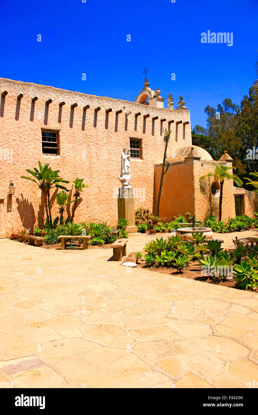 The courtyard garden around Our Lady of Mount Carmel Church in ...