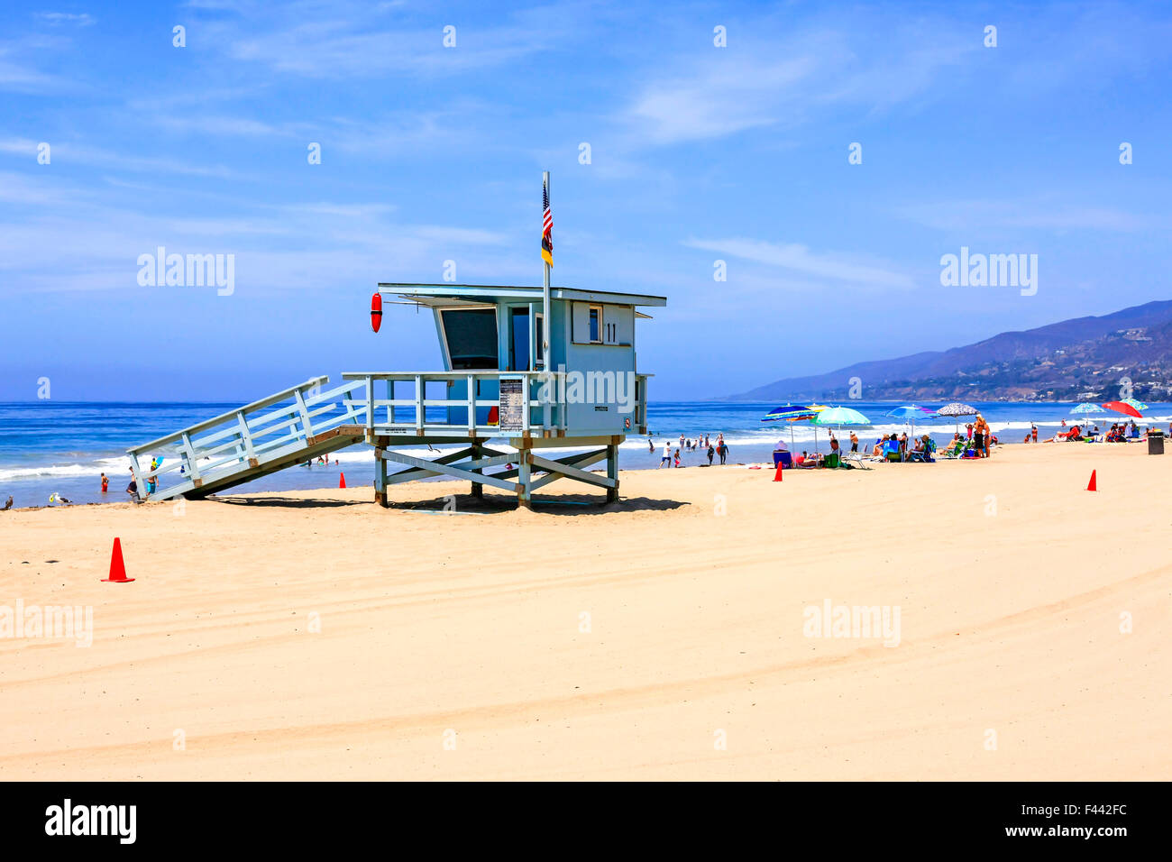 Lifeguard station on the Californian beach near Ventura Stock Photo - Alamy