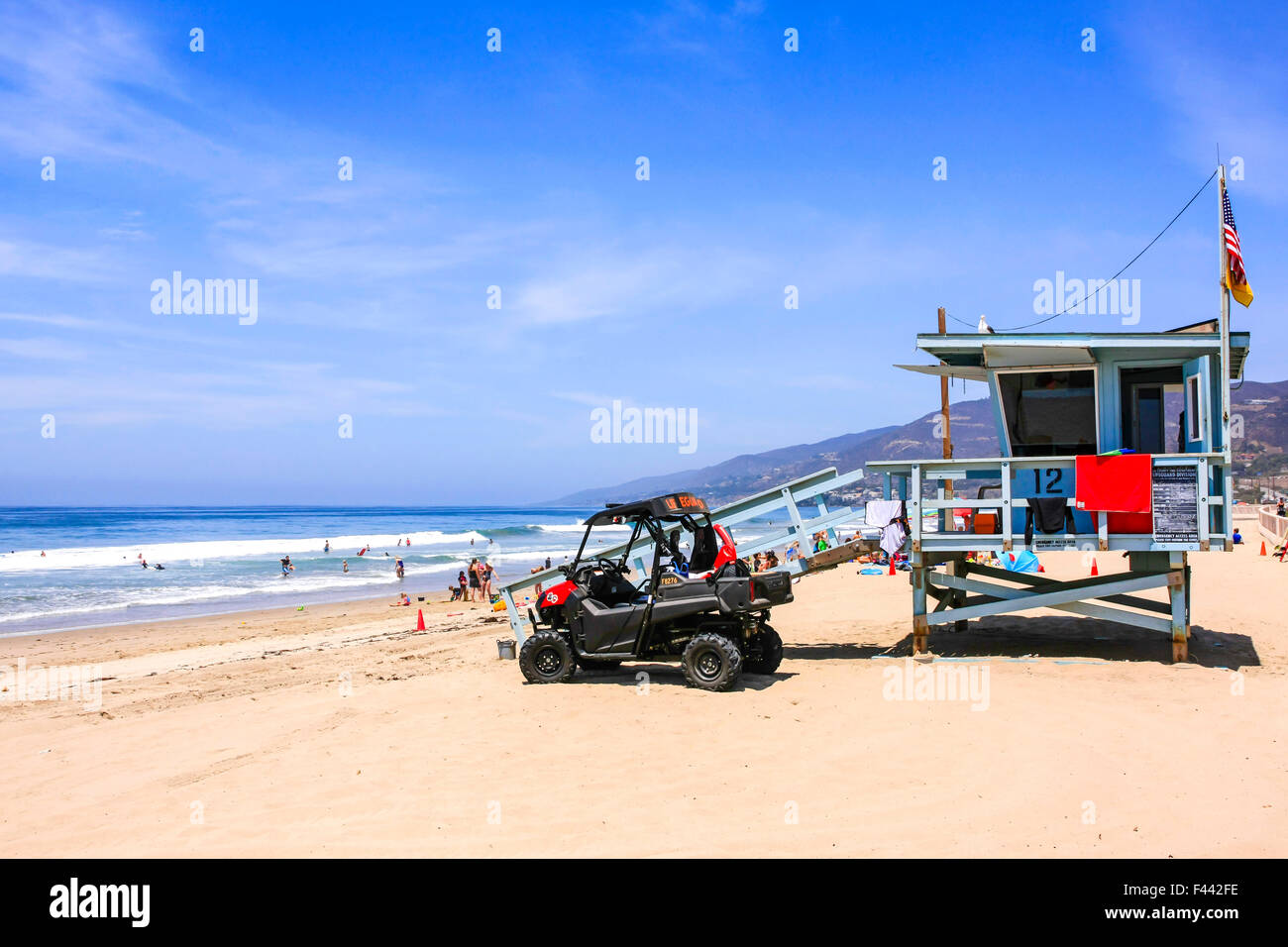 Lifeguard station on the Californian beach near Ventura Stock Photo - Alamy