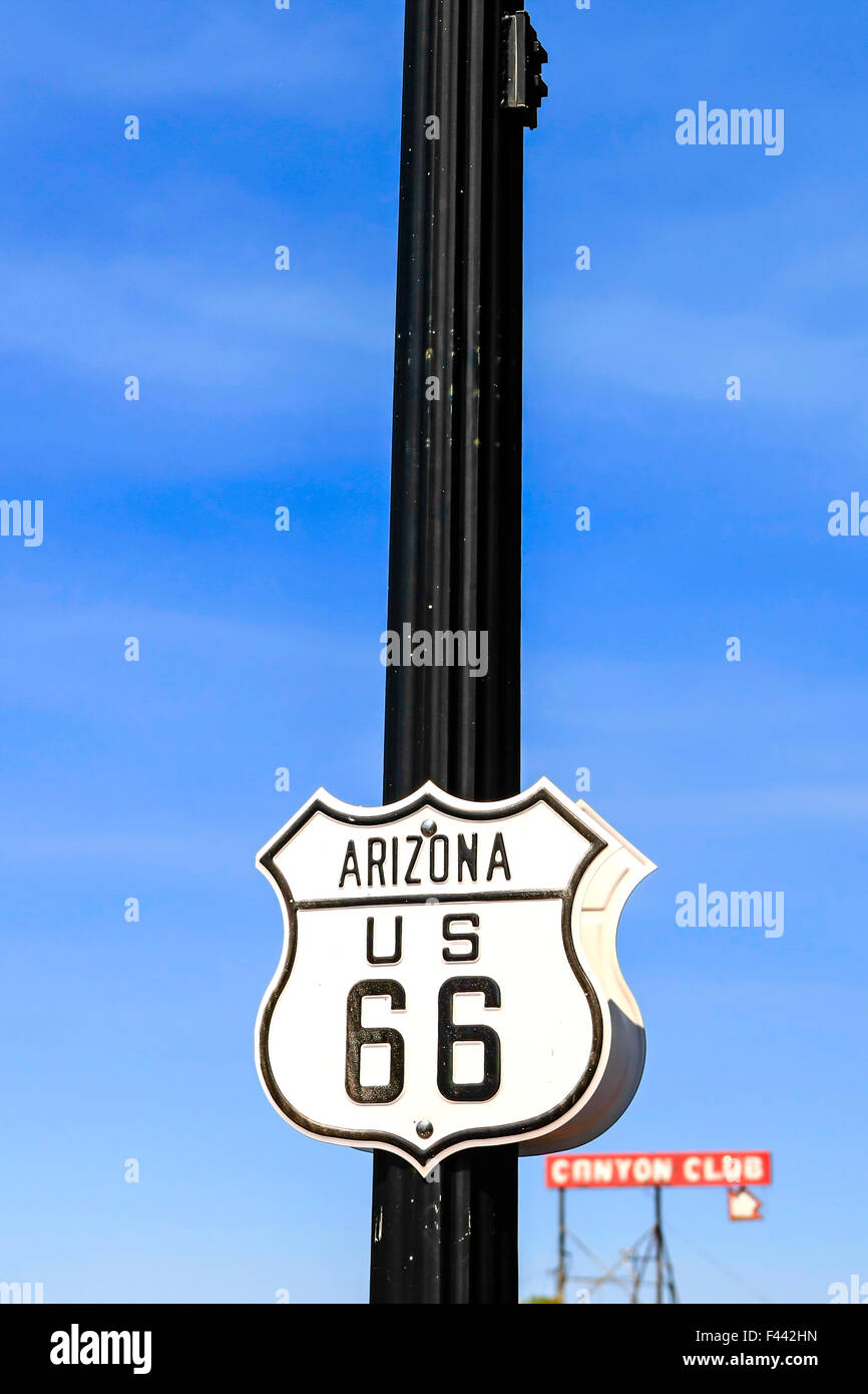 Route 40 sign hi-res stock photography and images - Alamy