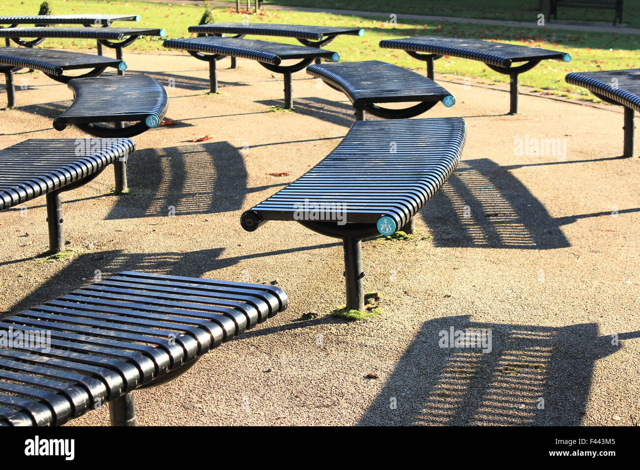 Modern sun shade benches hi-res stock photography and images - Alamy