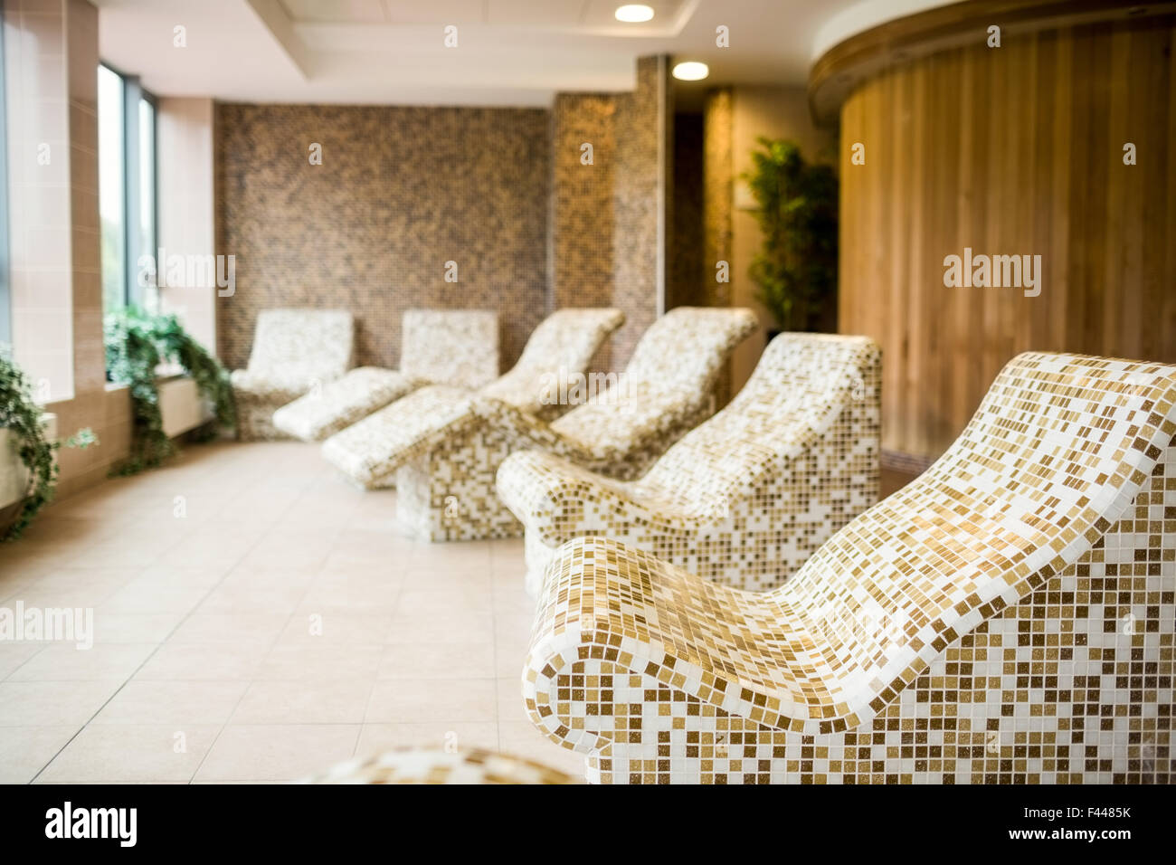 Empty suite hi-res stock photography and images - Alamy
