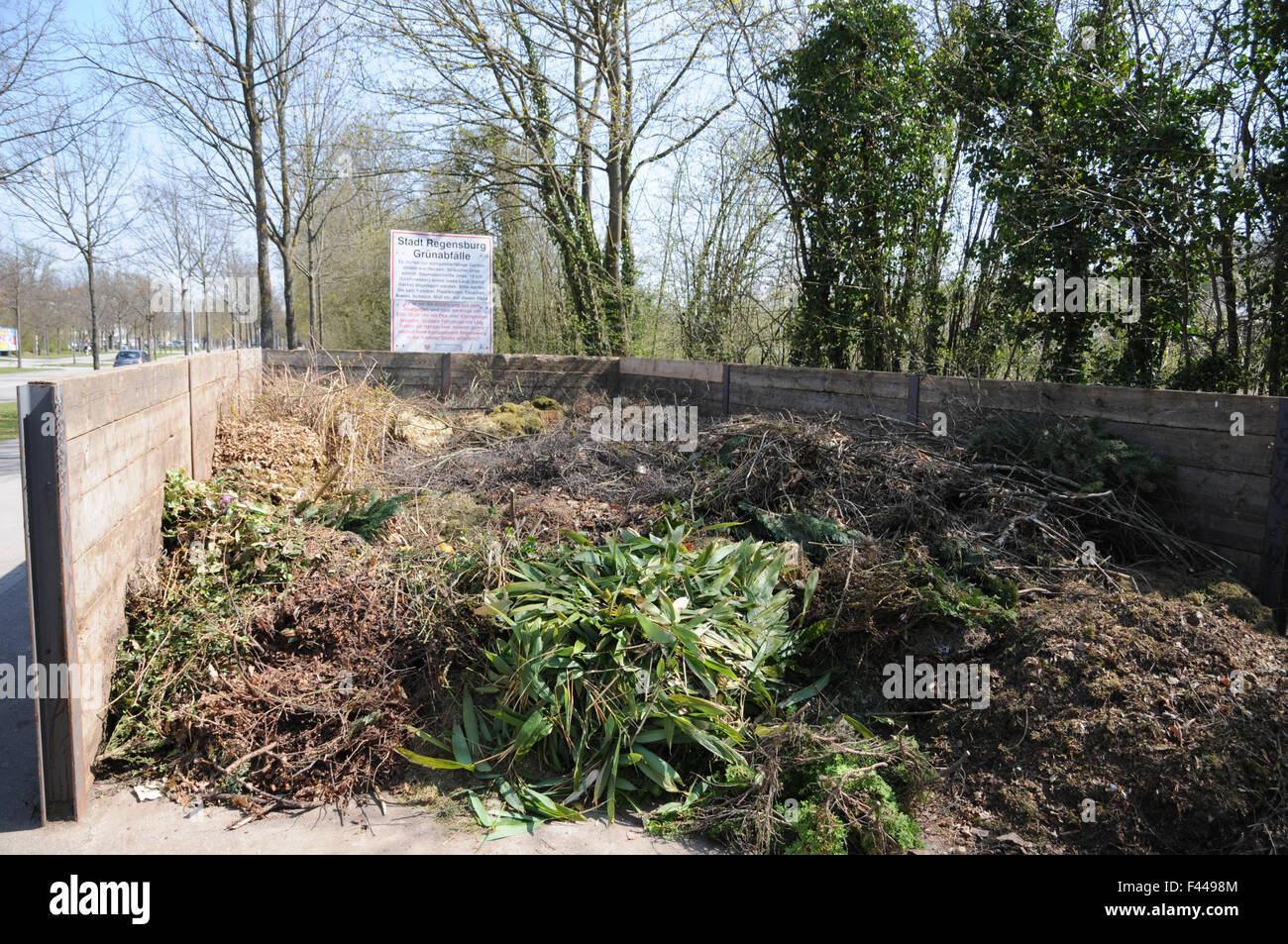Green waste hi-res stock photography and images - Alamy