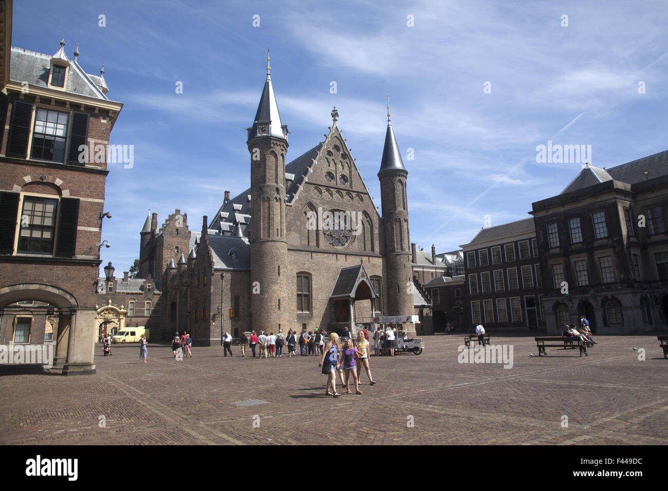 Gothic Ridderzaal (a great hall, literally Knight's Hall) today forms ...