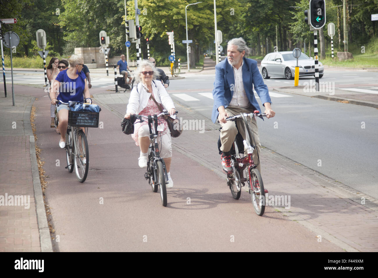 Elderly dutch women hi-res stock photography and images - Alamy