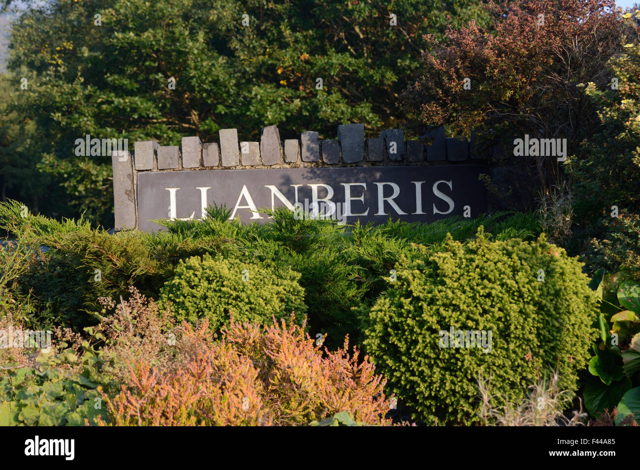 Llanberis village hi-res stock photography and images - Alamy