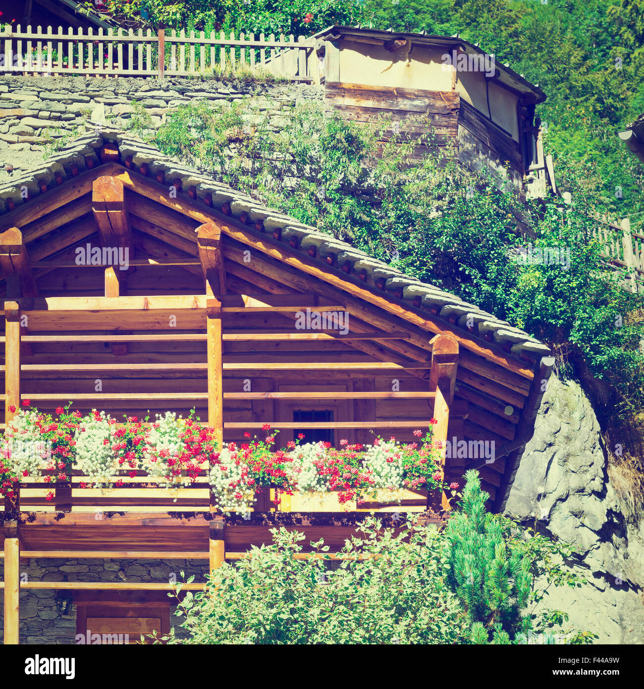 Home in the alps hi-res stock photography and images - Alamy