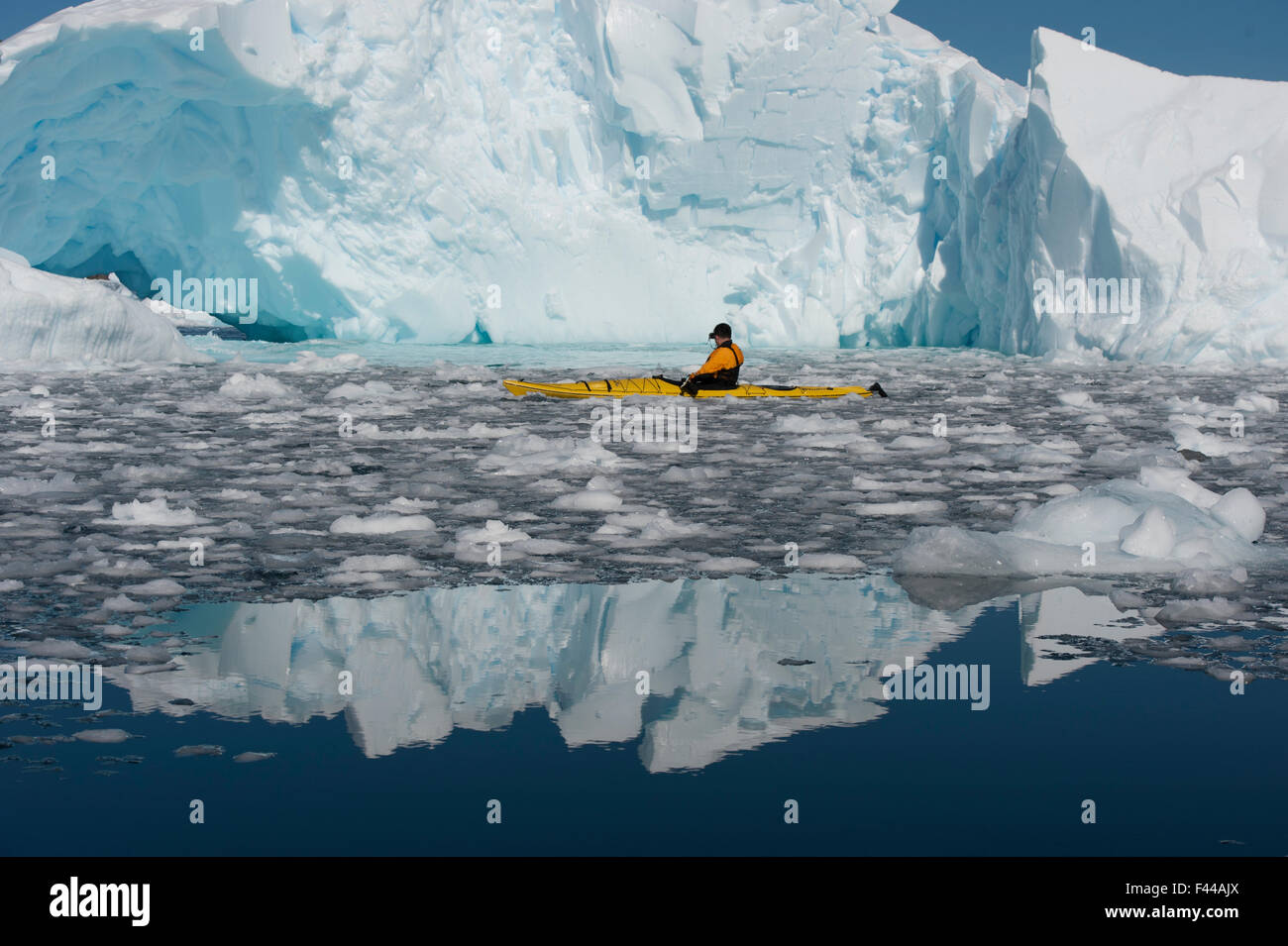 Ice kayak hi-res stock photography and images - Alamy