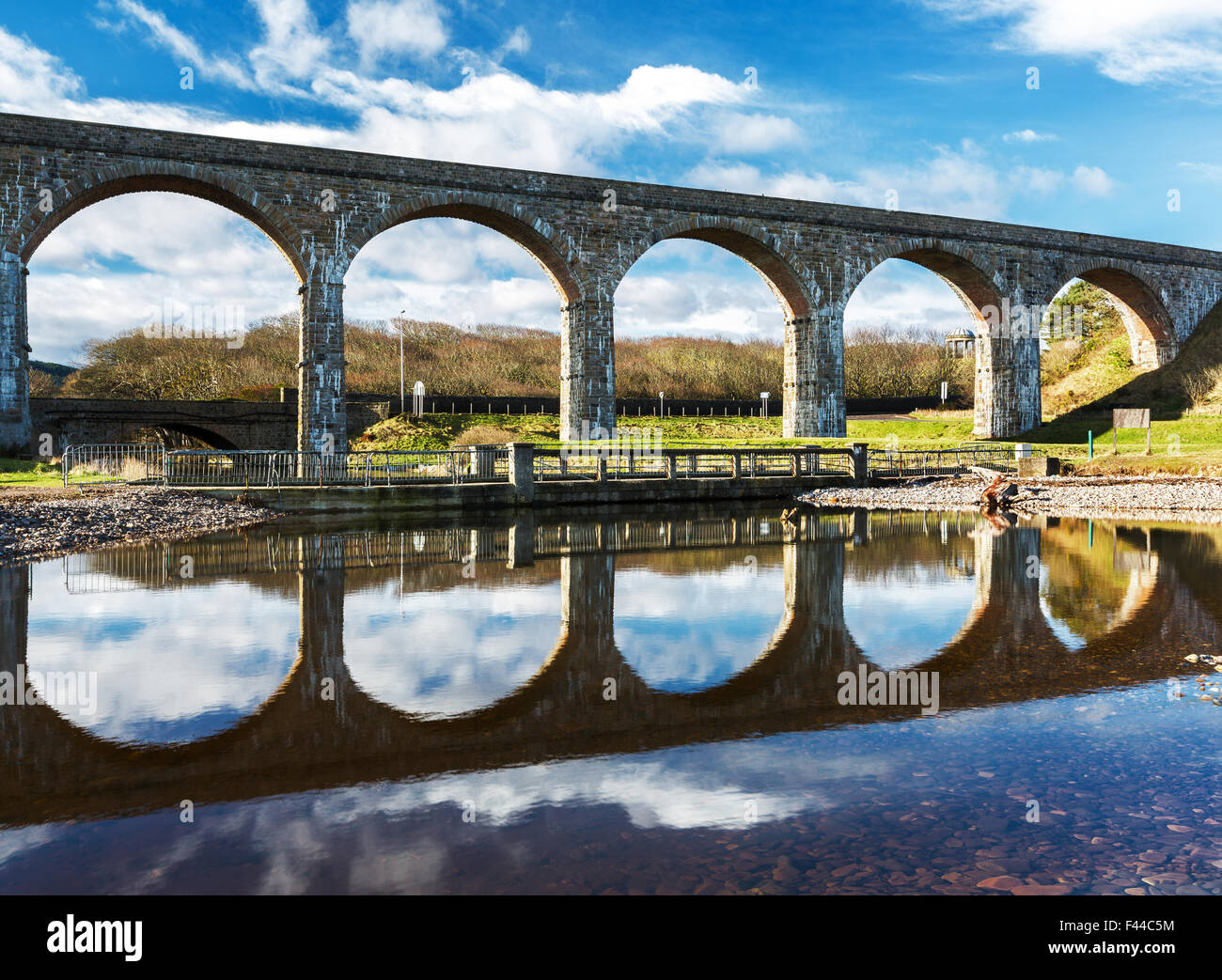 Cullen viaduct hi-res stock photography and images - Alamy