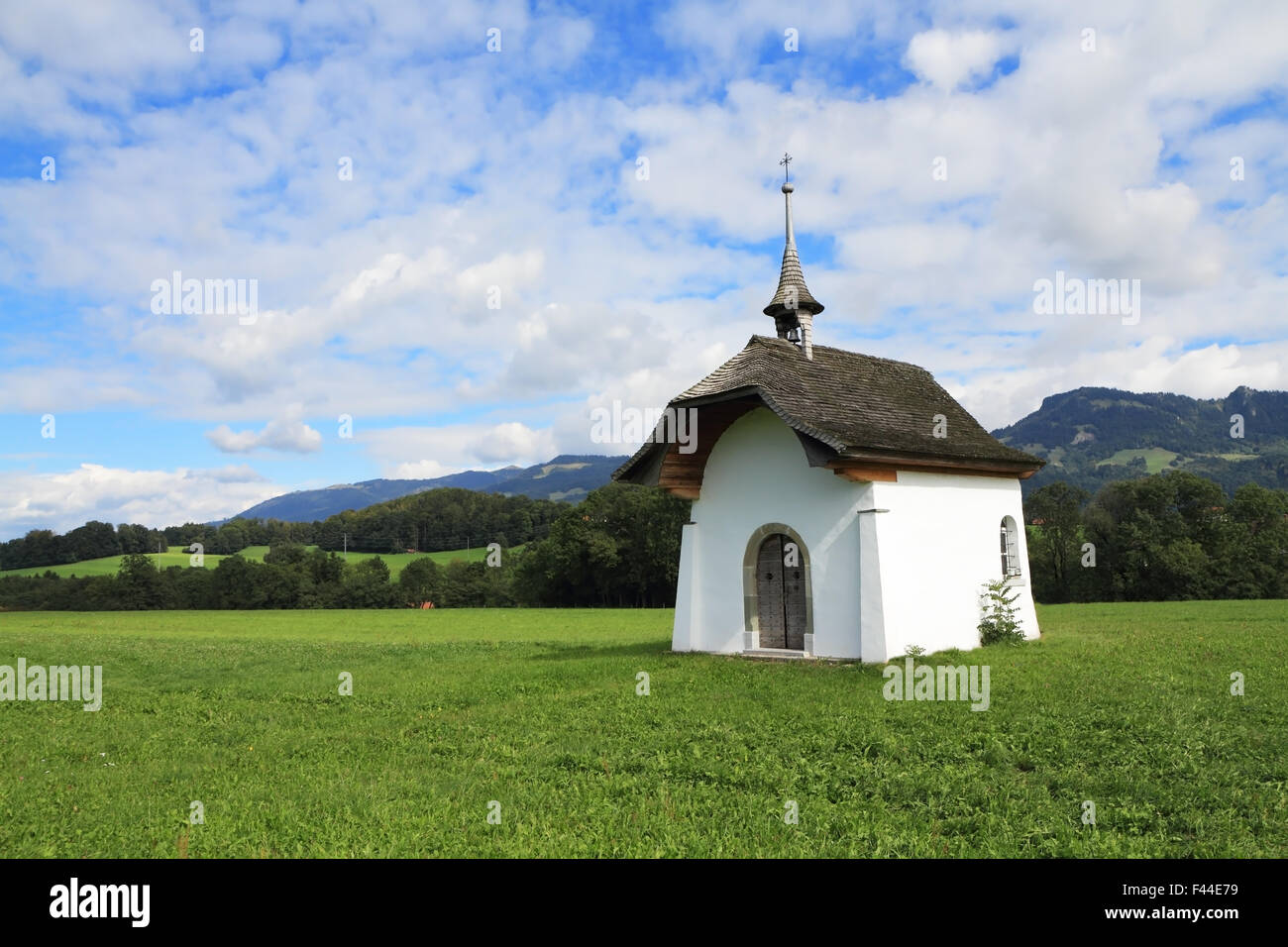 A small white chapel Stock Photo - Alamy
