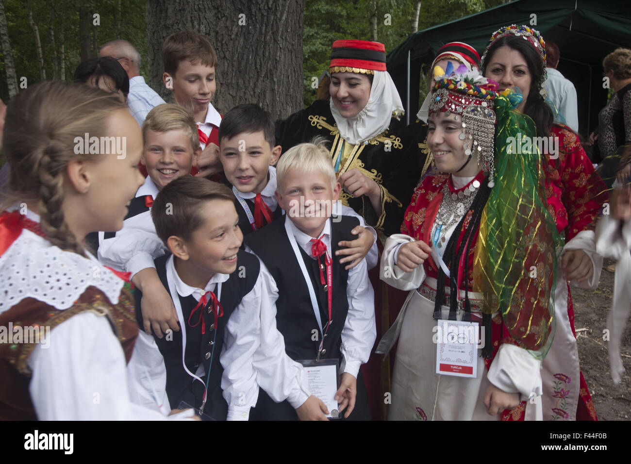 Turkish folk dance hi-res stock photography and images - Alamy
