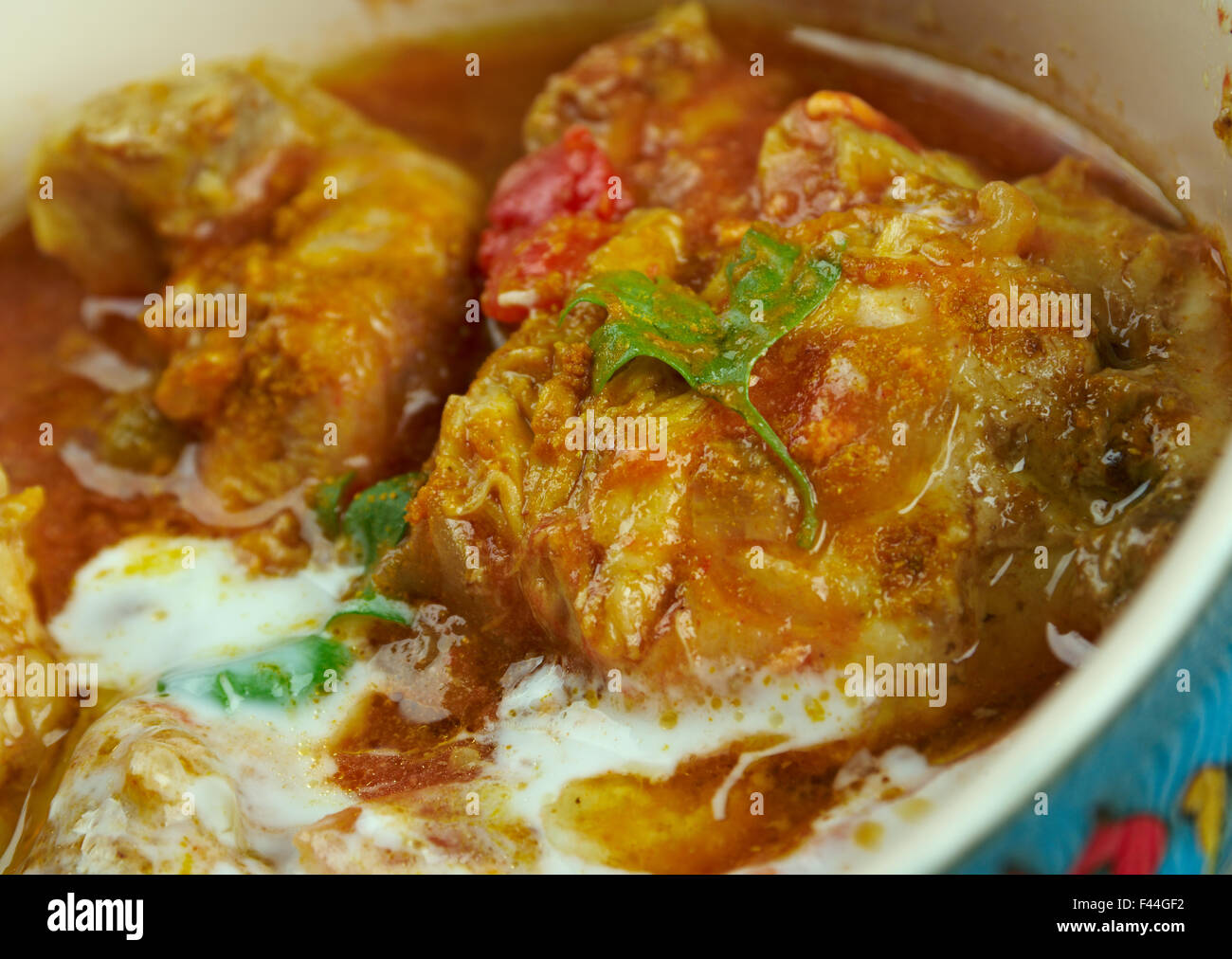 Chicken dopiaza curry indian food hi-res stock photography and images ...
