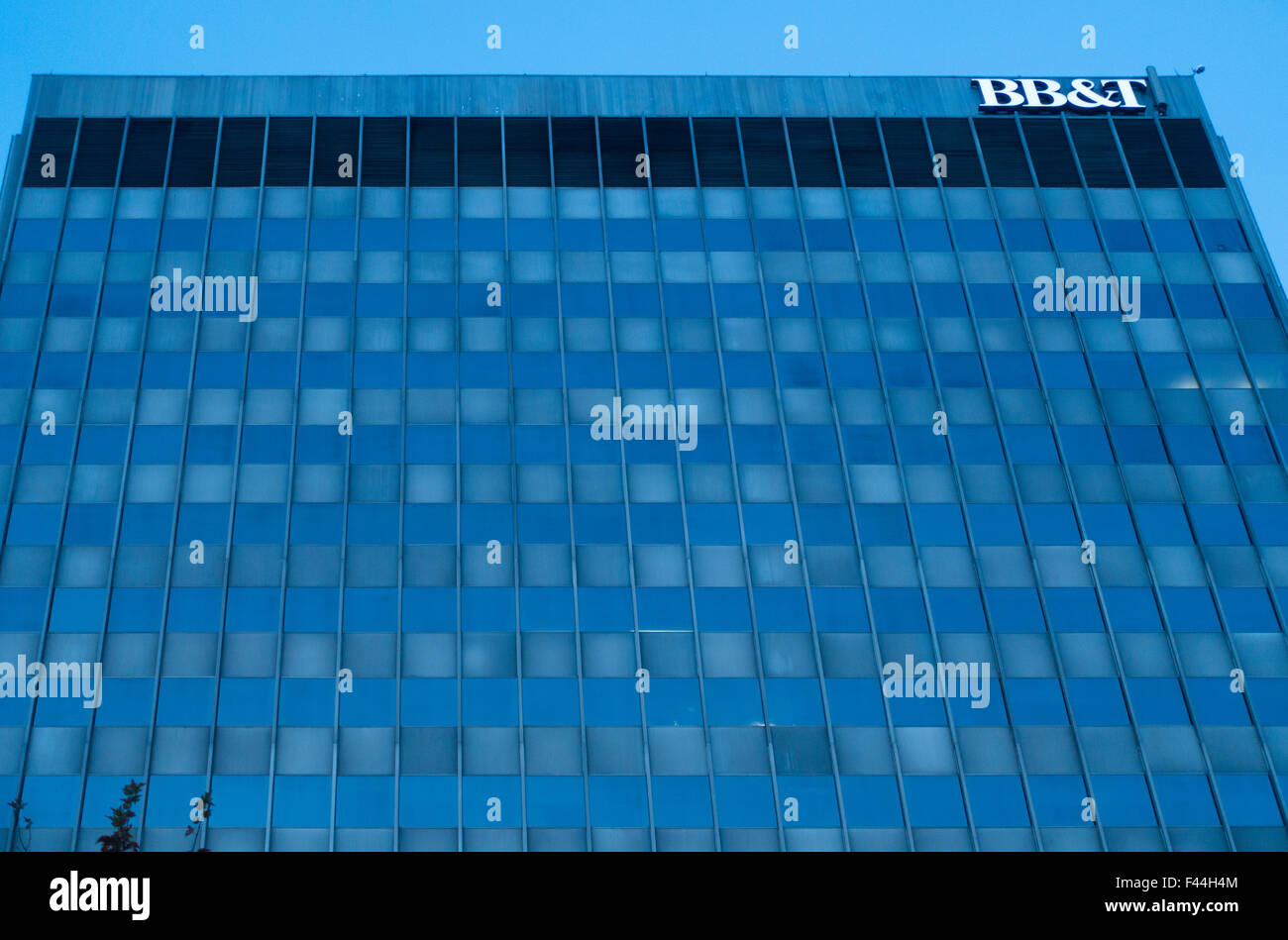 Building the band hi-res stock photography and images - Alamy