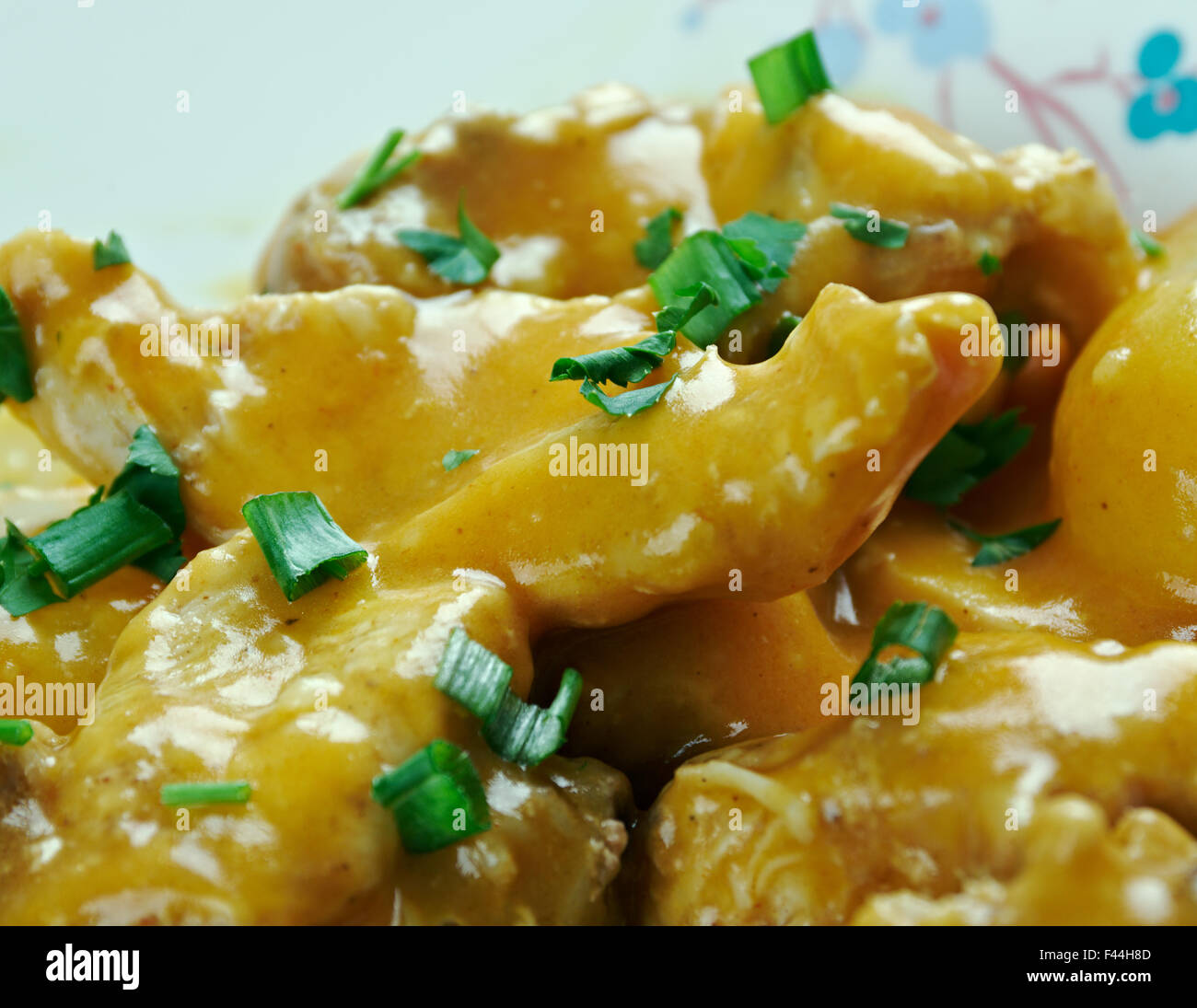 Chicken dopiaza curry indian food hi-res stock photography and images ...